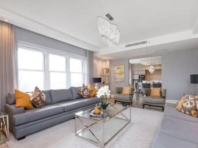 3 bedroom flat for rent in 28 Lyndhurst Road London NW3