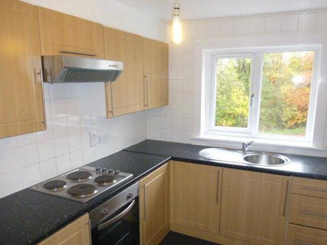 3 bedroom flat for rent in Tarbolton Road G67