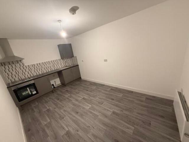 3 bedroom flat for rent in Temple Street, Wolverhampton, WV2
