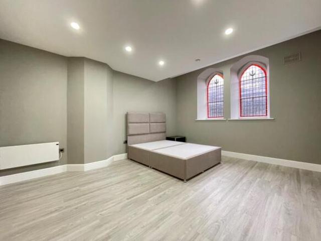 3 bedroom flat for rent in The Ashwood, Villas, 44 Headingley Lane, Leeds, LS6