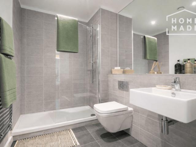 3 bedroom flat for rent in The Slate Yard, M3
