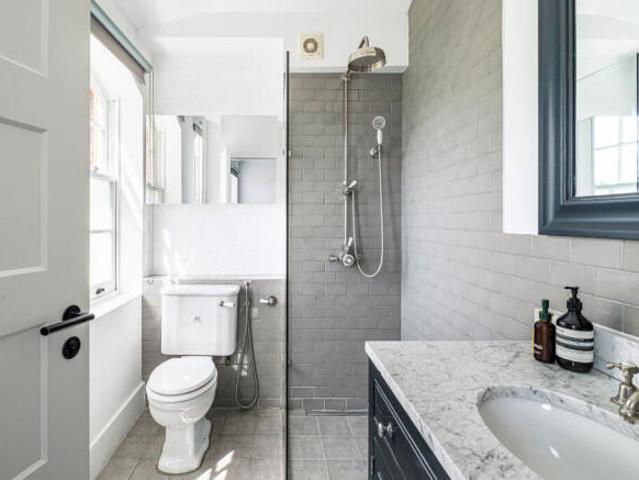 3 bedroom flat for rent in The Paragon, Searles Road, SE1