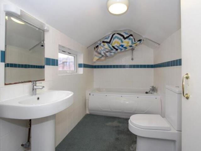 3 bedroom flat for rent in The Triangle, BH2