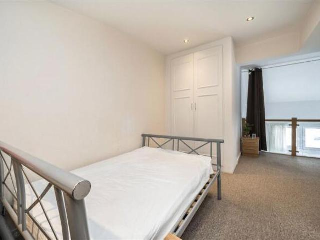 3 bedroom flat for rent in The Vista Building, Woolwich, SE18