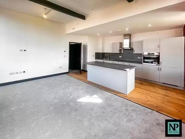 3 bedroom flat for rent in Tolson Court, Fazeley, B78