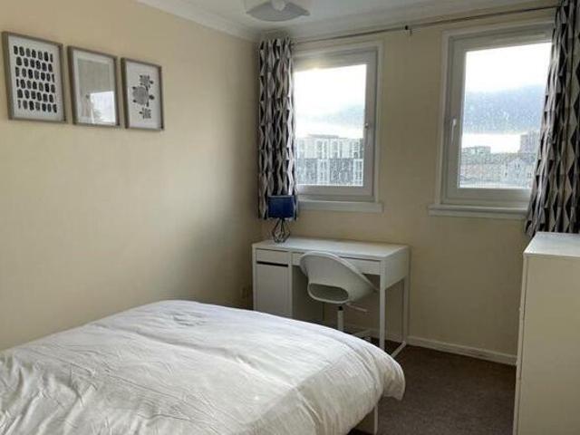 3 Bedroom Flat For Rent In Top Floor, Aberdeen