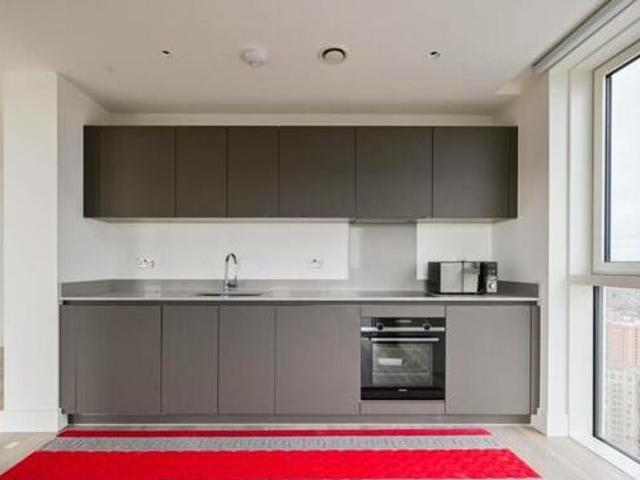 3 Bedroom Flat For Rent In Tottenham, London