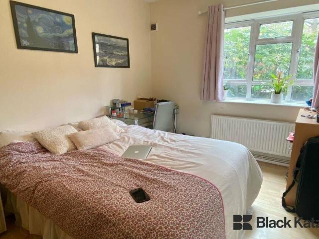3 bedroom flat for rent in Trundle Street, Borough SE1