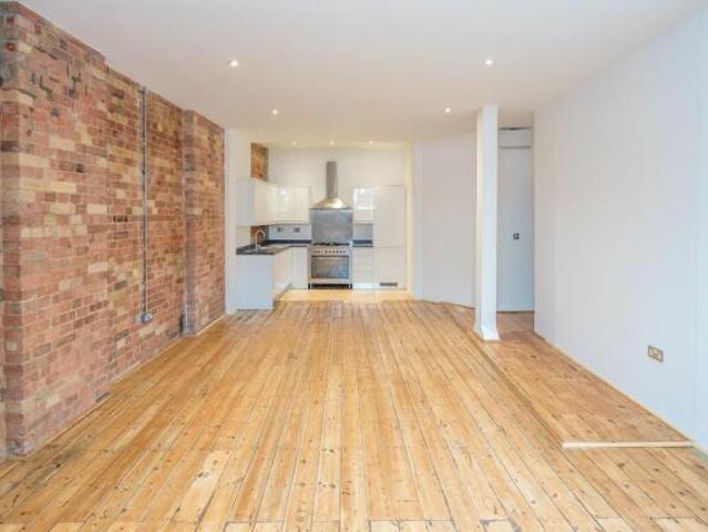 3 bedroom flat for rent in Underwood Street, London, N1