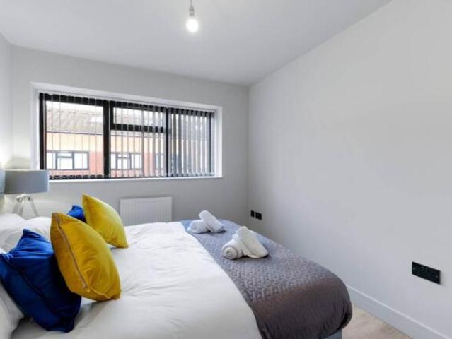 3 bedroom flat for rent in Walker Avenue, Wolverton Mill, MK12