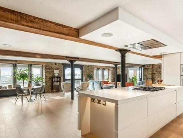3 Bedroom Flat For Rent In Wapping High Street, London
