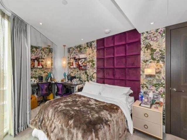 3 bedroom flat for rent in Warwick Lane, Kensington, W14