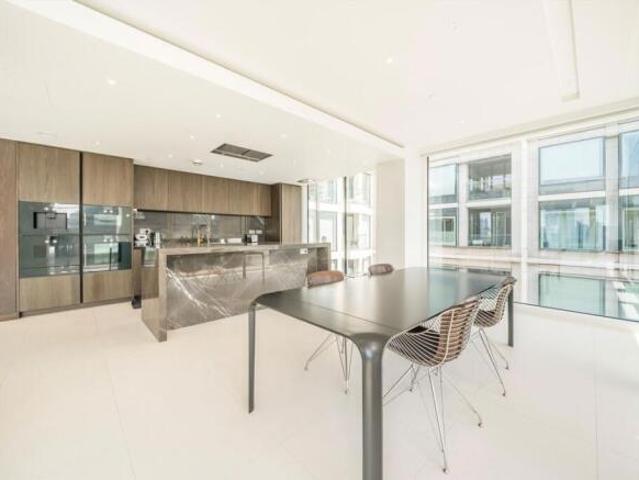 3 bedroom flat for rent in Water Lane, Tower Hill, EC3R