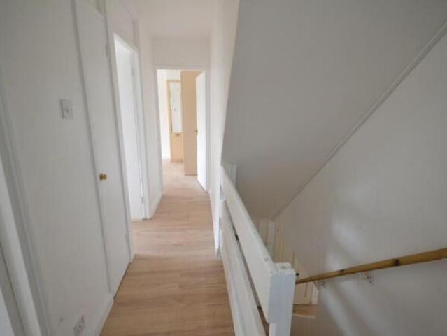 3 bedroom flat for rent in Waynflete Square, London, W10