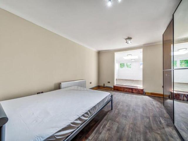 2 bedroom flat for rent in Wembley Hill Road, Wembley, HA9