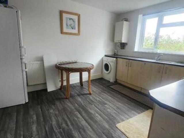 3 Bedroom Flat For Rent In West Bromwich,west Midlands