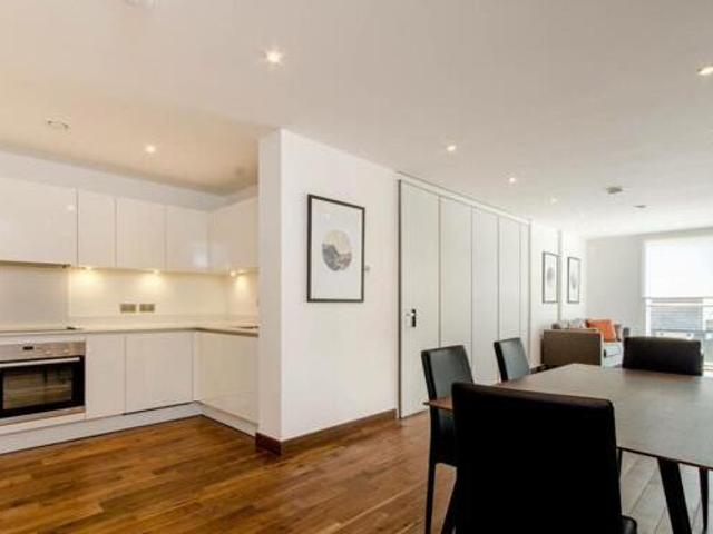 3 Bedroom Flat For Rent In West Hampstead, London