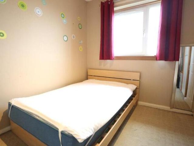 3 bedroom flat for rent in West Pilton Lea, Pilton, Edinburgh, EH4