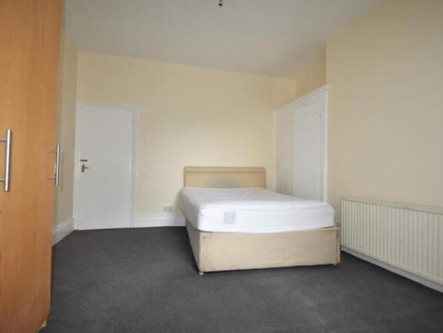 3 bedroom flat for rent in Western Parade, Southsea, Hampshire, PO5