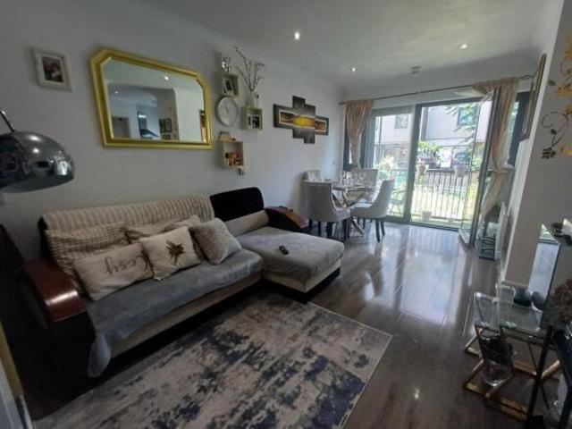 3 bedroom flat for rent in Wharf House, 1 West Street, DA8