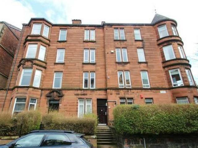 3 bedroom flat for rent in Whitehill Street Dennistoun G31