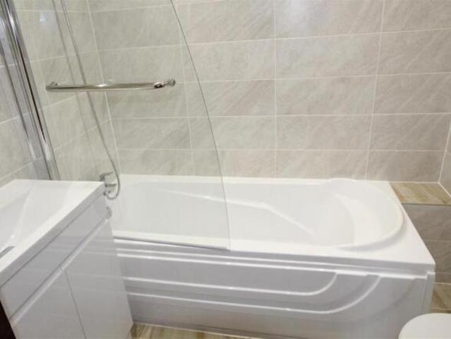 3 bedroom flat for rent in Wimborne Road, Moordown, BH9