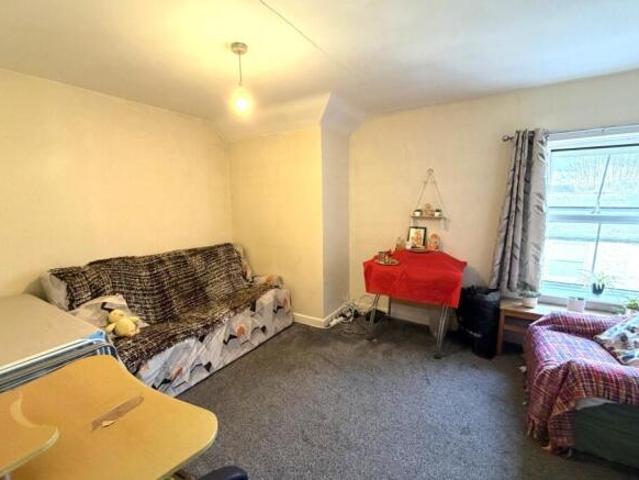 3 bedroom flat for rent in Winchester City Centre, SO23