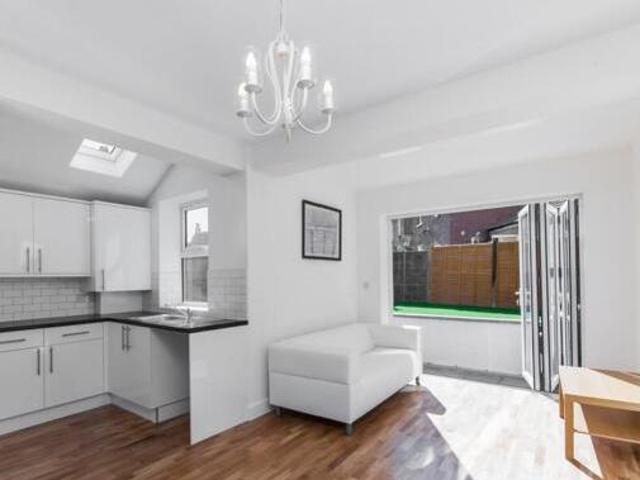 3 Bedroom Flat For Rent In Willesden Green