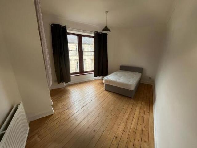 3 bedroom flat for rent in Willowbank Cresent, Woodlands, Glasgow, G3