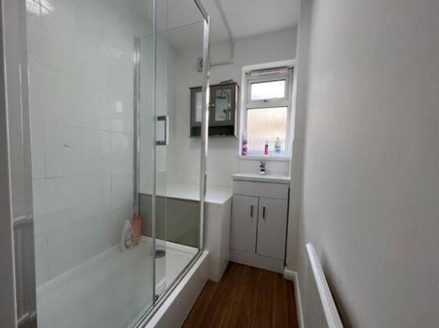 3 bedroom flat for rent in Woolford Close, Winchester, SO22