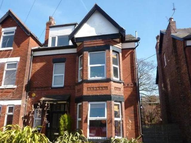 3 bedroom flat for rent in Zetland Road ChorltoncumHardy Manchester M21