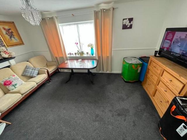 3 bedroom flat for rent in a Beake Avenue, Coventry, CV6