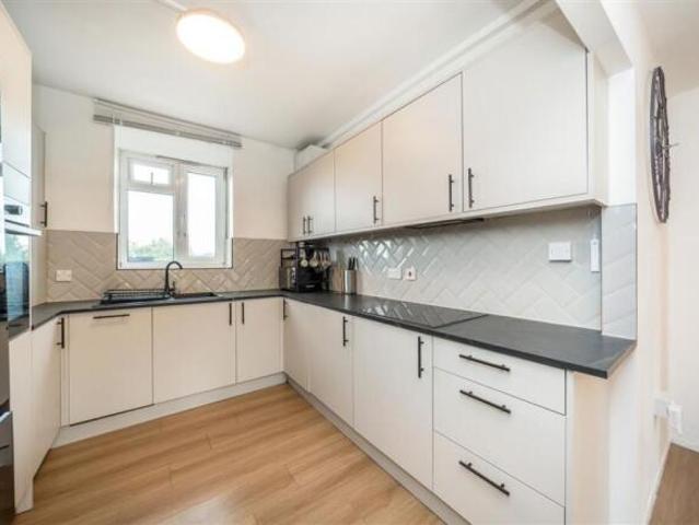 3 bedroom flat for rent in Achilles Street, New Cross, SE14