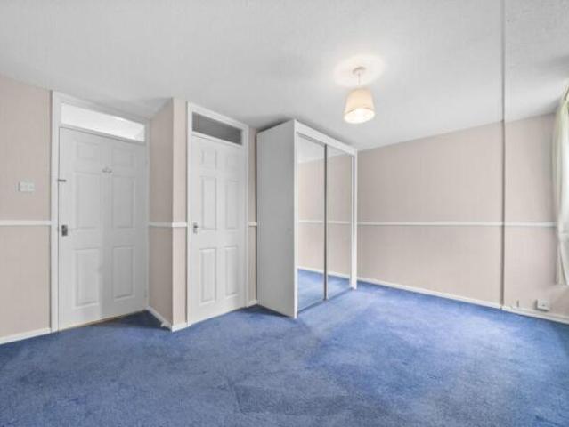 3 bedroom flat for rent in Acre Road, Glasgow, City, G20