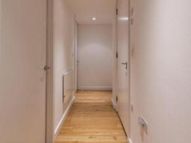 3 bedroom flat for rent in Acton Street, Islington, London, WC1X