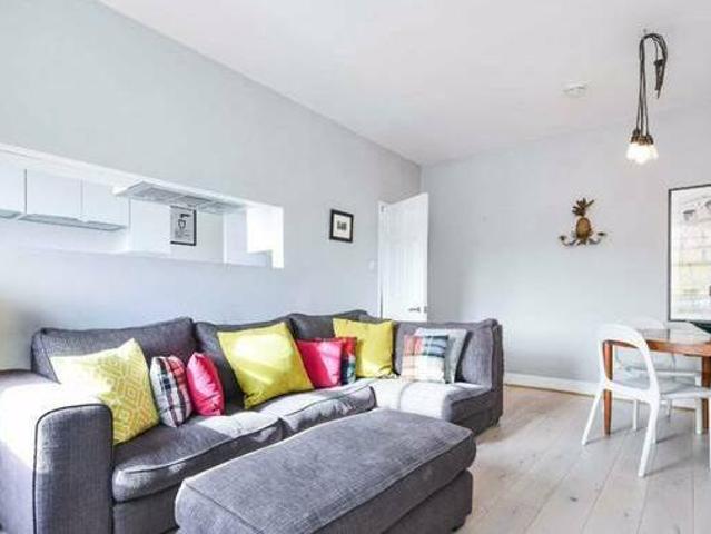 3 bedroom flat for rent in Abbeville Road Clapham SW4