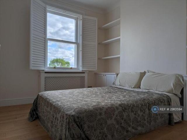 3 bedroom flat for rent in Abbey Road, London, NW6