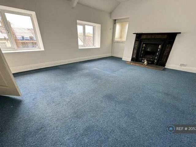 3 Bedroom Flat For Rent In Adpar, Newcastle Emlyn