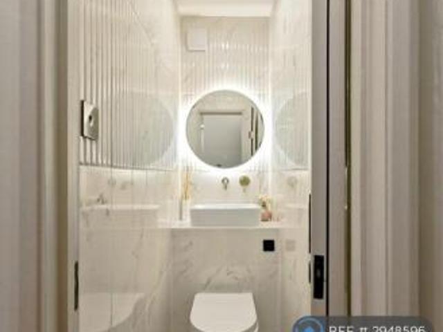3 bedroom flat for rent in Albert Barnes House, London, SE1