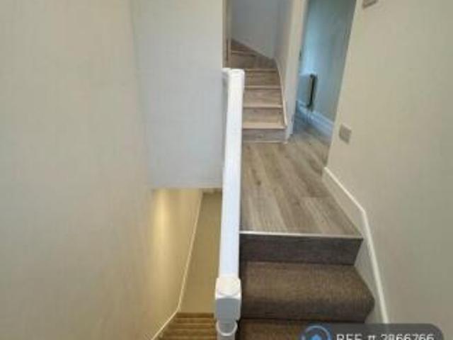 3 bedroom flat for rent in Albion Place, Hythe, CT21