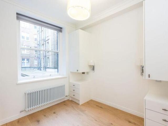 3 bedroom flat for rent in Ashburnham Road, Chelsea, London, SW10