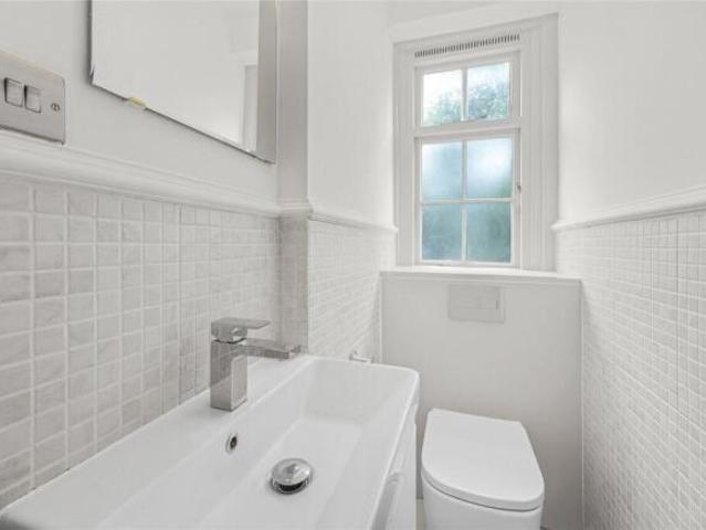3 bedroom flat for rent in Apsley House, St Johns Wood, London, NW8