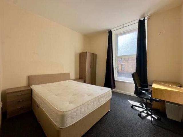 3 bedroom flat for rent in Argyle Street, Finnieston, Glasgow, G3