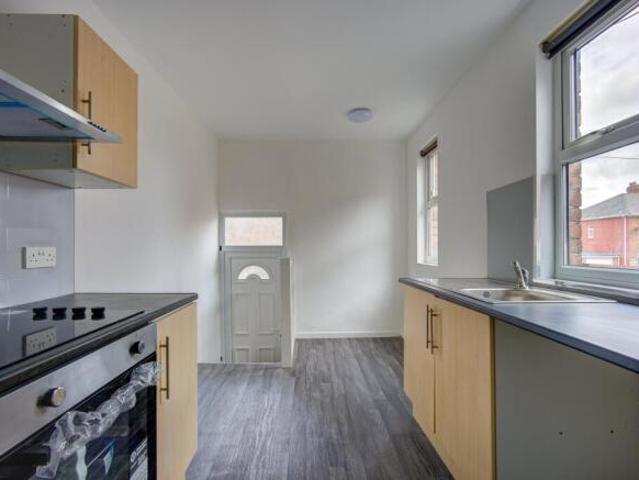 3 bedroom flat for rent in Ayton Street, Byker, NE6