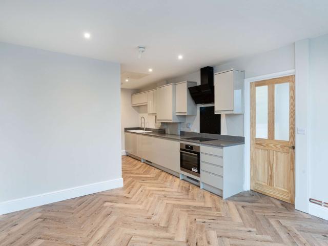 3 bedroom Flat for rent in Banbury Road, Oxford, OX2
