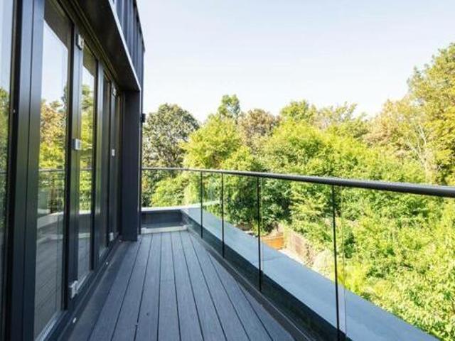 3 Bedroom Flat For Rent In Barnsbury, London