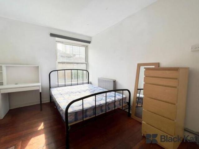3 bedroom flat for rent in Bath Terrace, London Bridge SE1