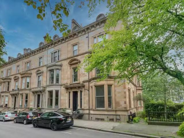 3 bedroom flat for rent in Belhaven Terrace West, Dowanhill, G.