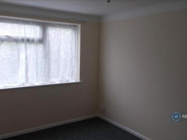 3 bedroom flat for rent in Bournemouth, BH10