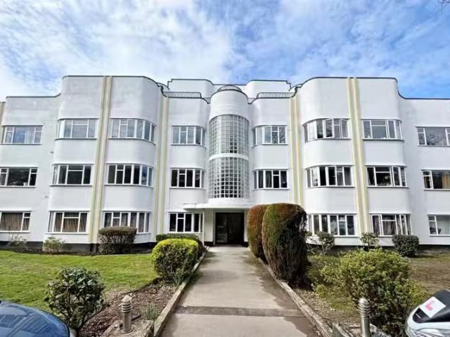 3 bedroom flat for rent in Bournemouth, BH1